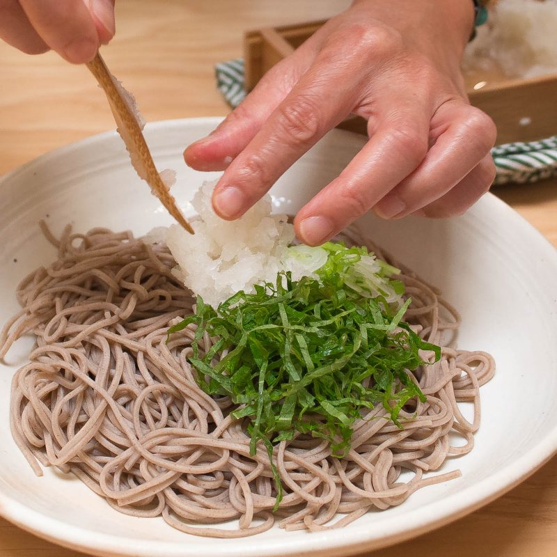 Cold Soba with Salmon Roe and Grated Daikon – Happy Donabe Life