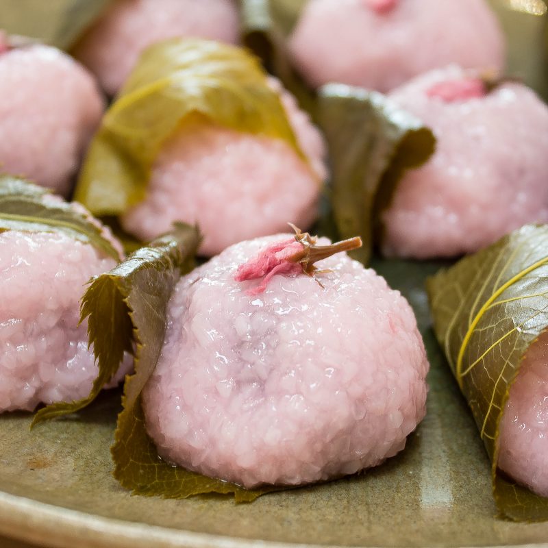 Cherry Blossom Mochi with Sweet Azuki Bean Filling – Happy Donabe Life