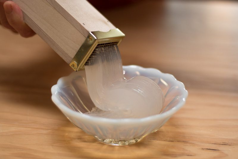 Tokoroten Noodles with Dashi Vinegar Sauce – Happy Donabe Life